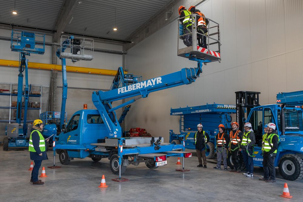 Arbeitsbühnenverleih in Wels | FELBERMAYR
